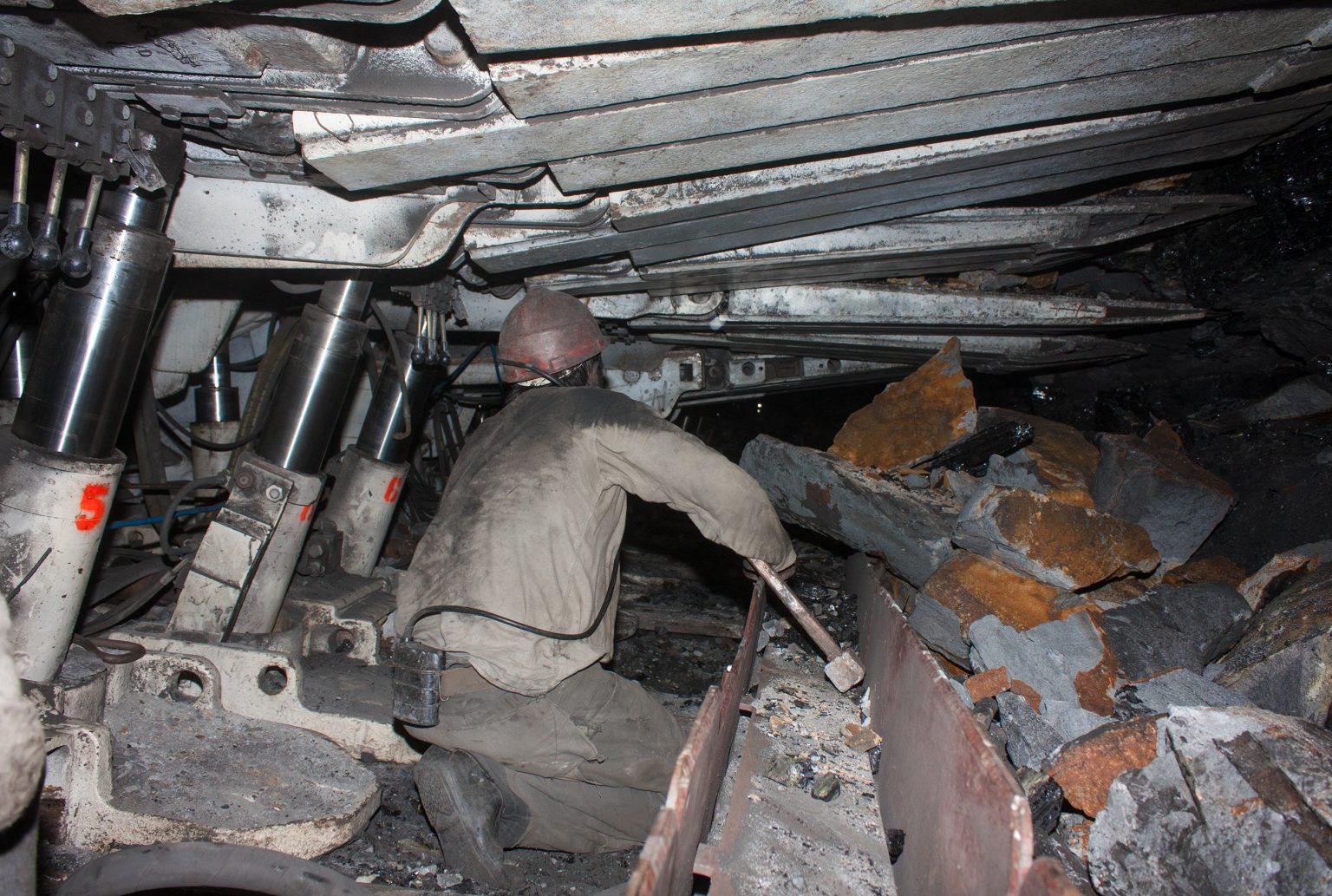 Confined Spaces in Construction | WORK SAFE KENTUCKY